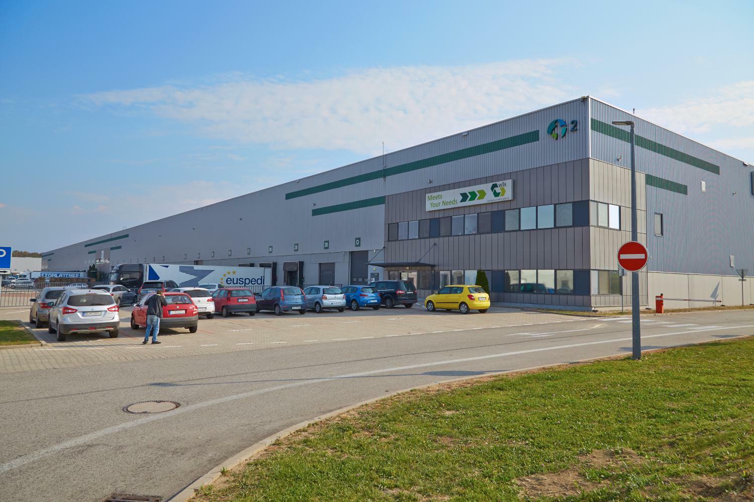 Prologis Park Senec - DC2 - warehouses for rent | CBRE Corporate Real ...